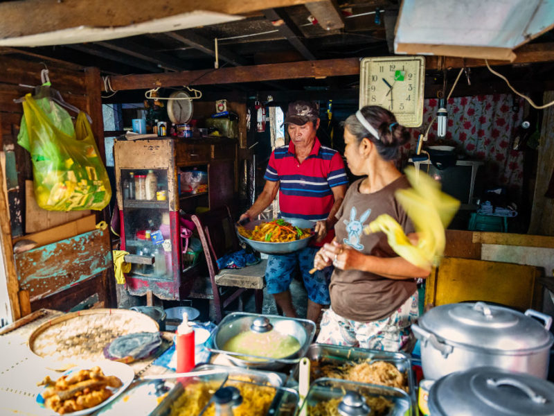 A visit to Manila’s Happyland - Anja Goder - Photography
